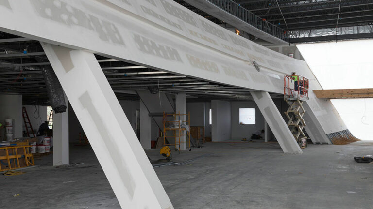 About Us | Paramount Contracting